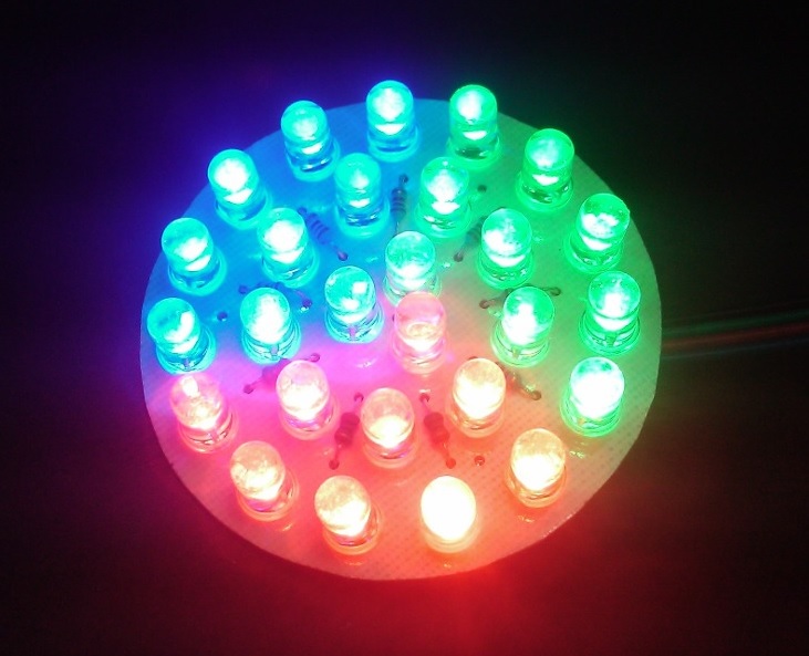 PLAQUETA 90 - 126 LED RGB 11CM DE DIAMETRO CONSUMO 0.9A * * PARA USAR ...
